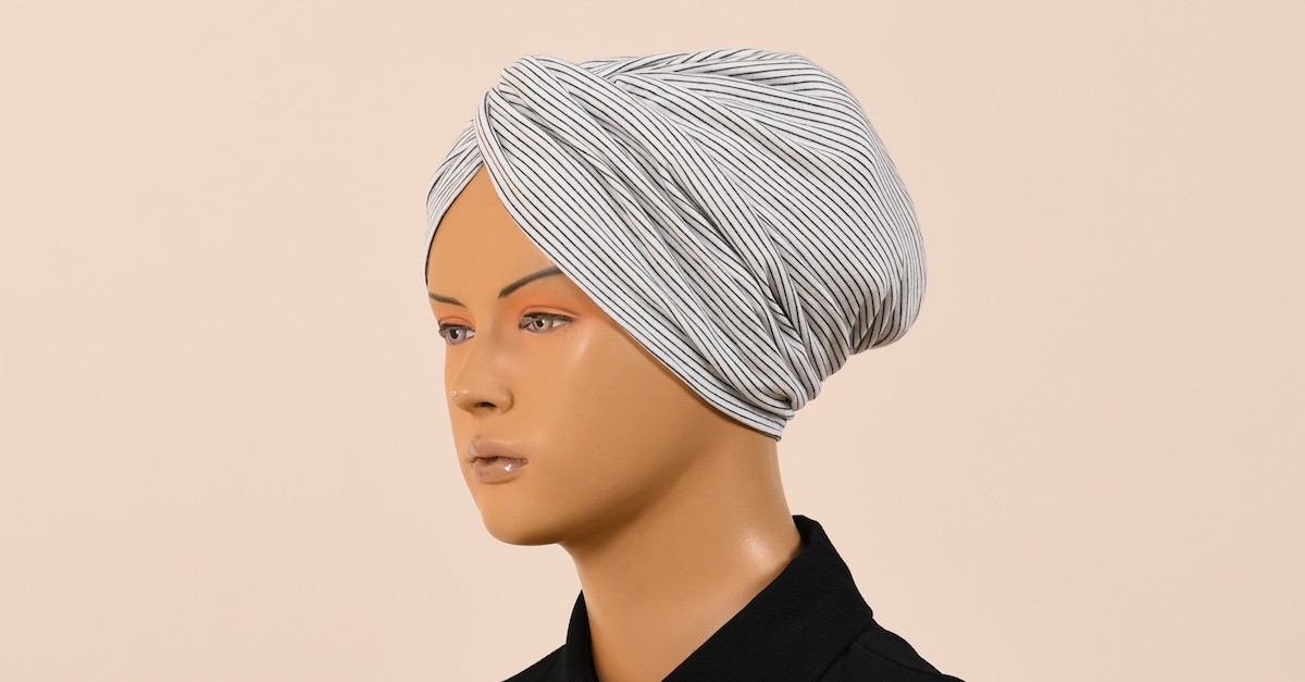 Striped Twisted Bonnet Ecru Black 1050-01 | Sefamerve